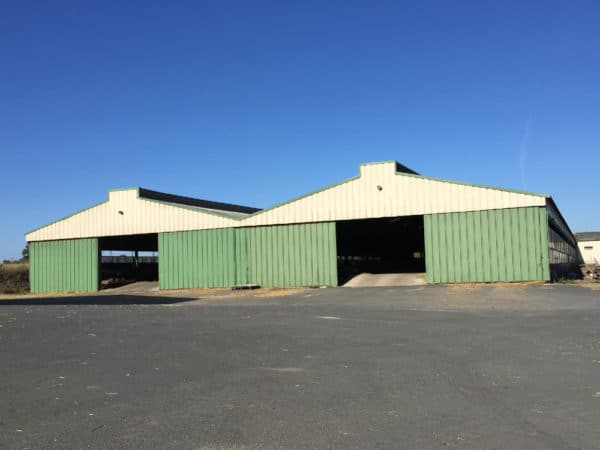 Construction bergerie et batiment chèvrerie par l'entreprise Dugué